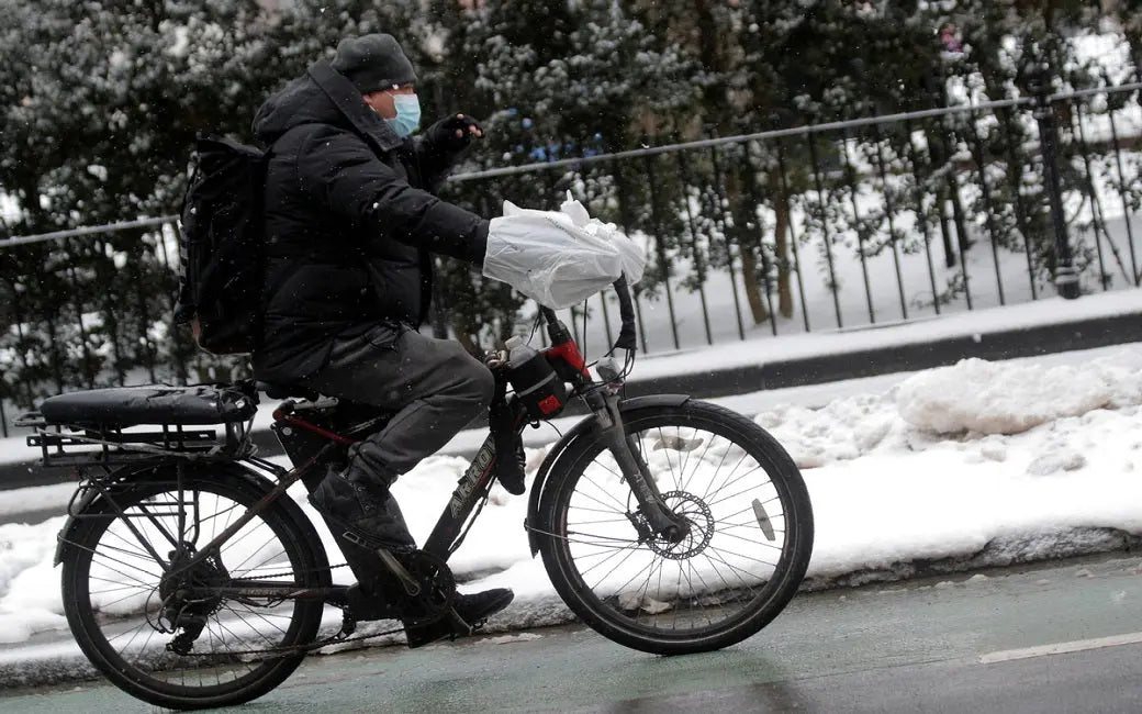 10 Signs Your Friend Needs an Electric Bike – HOVSCO