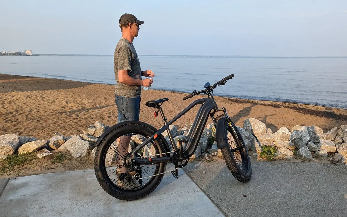 Why Choose Foldable Ebikes With Extended Battery Life? – HOVSCO
